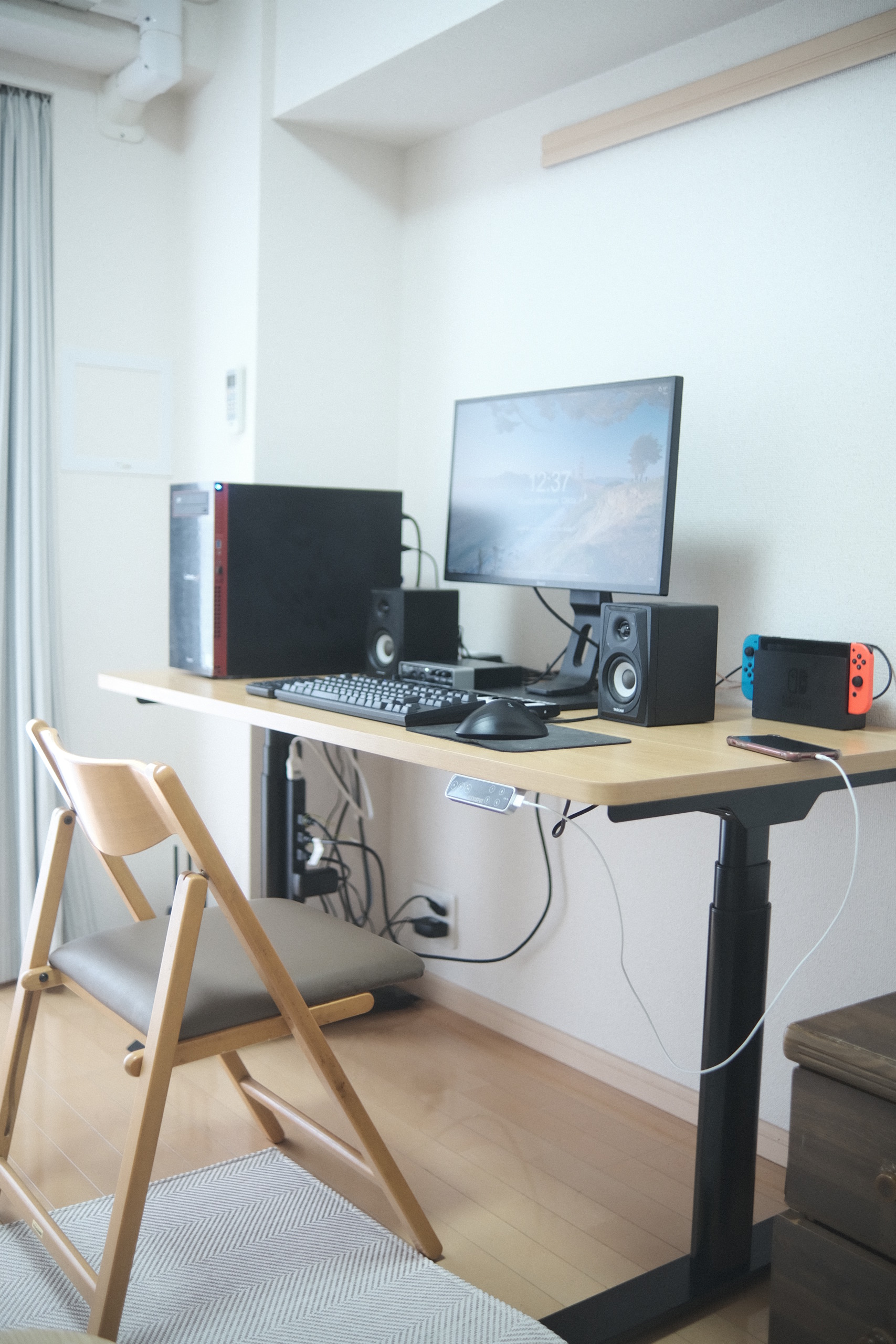 PR | テレワークや作業効率化にオススメな電動昇降デスク「FLEXISPOT E8」」レビュー | monoffee