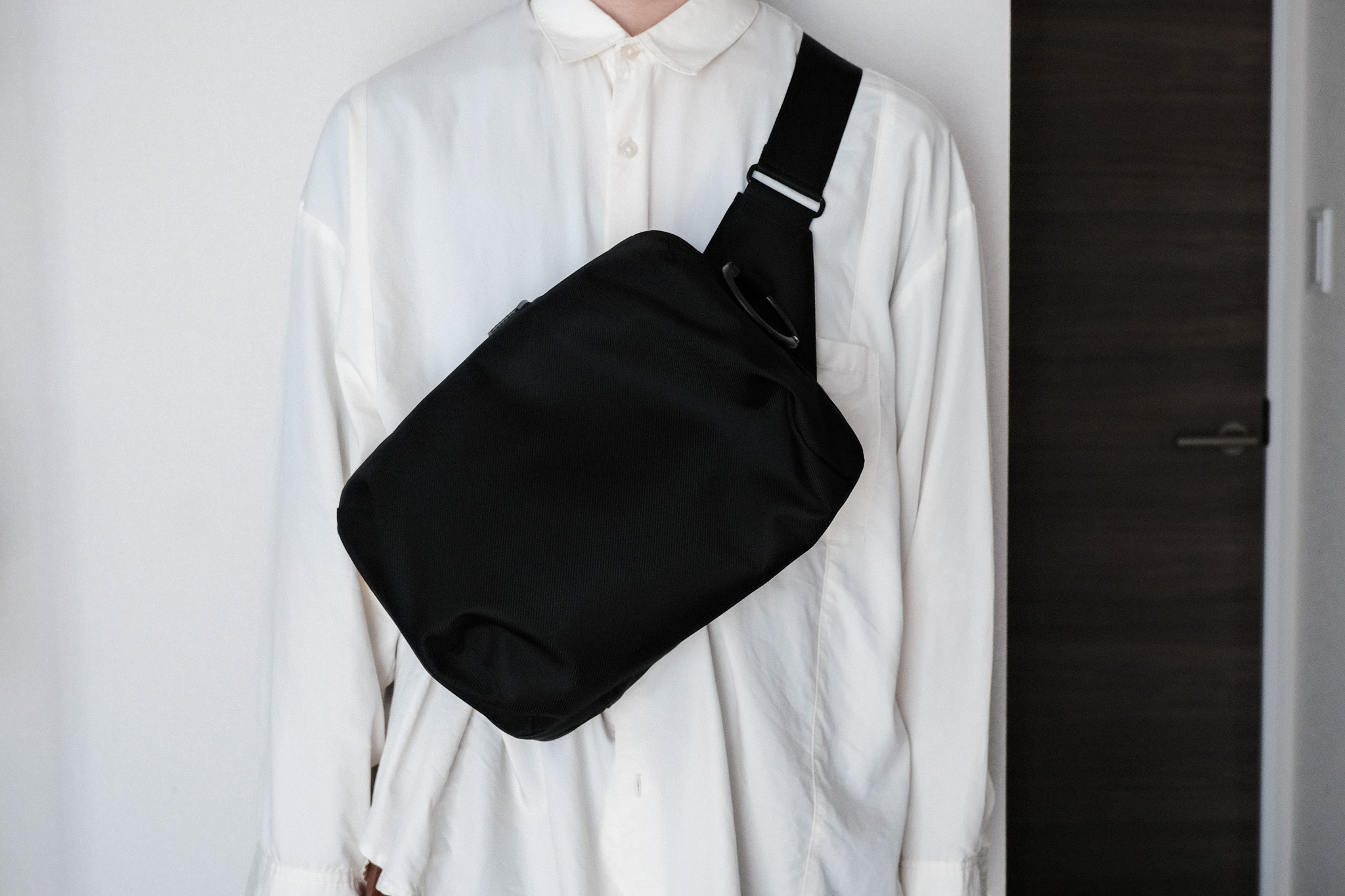 drip | iPadをもっと快適に持ち運ぶバッグ「HALF DAYPACK」レビュー | monoffee